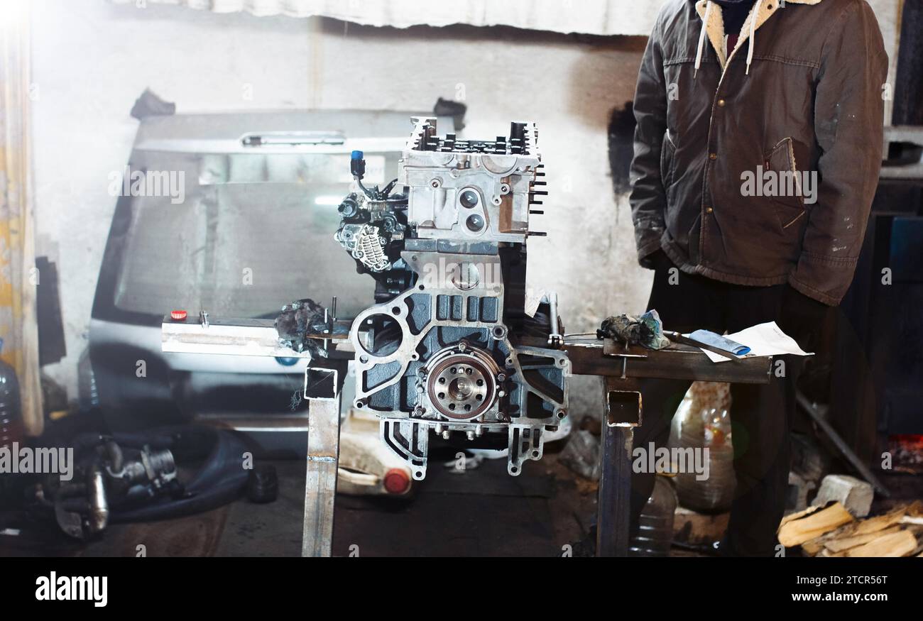 Car engine dismantling, car engine repair Stock Photo - Alamy