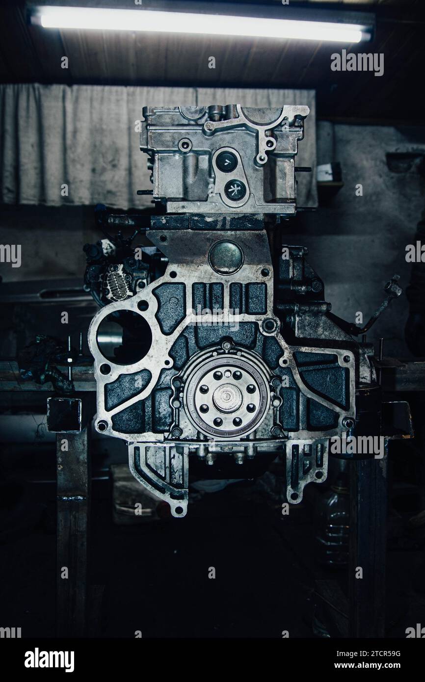 Car restoration hi-res stock photography and images - Alamy