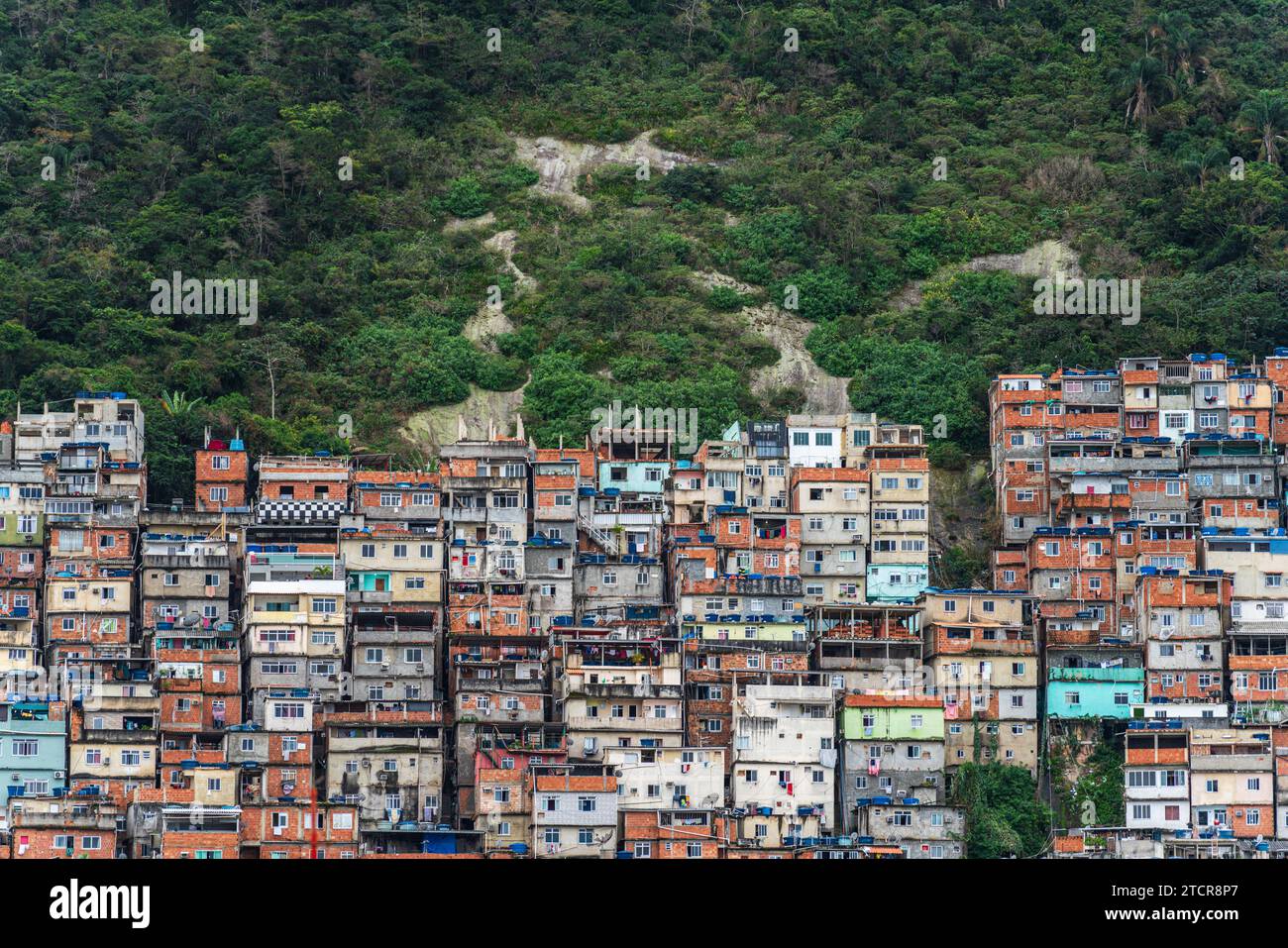 Hilltop slums hi-res stock photography and images - Alamy