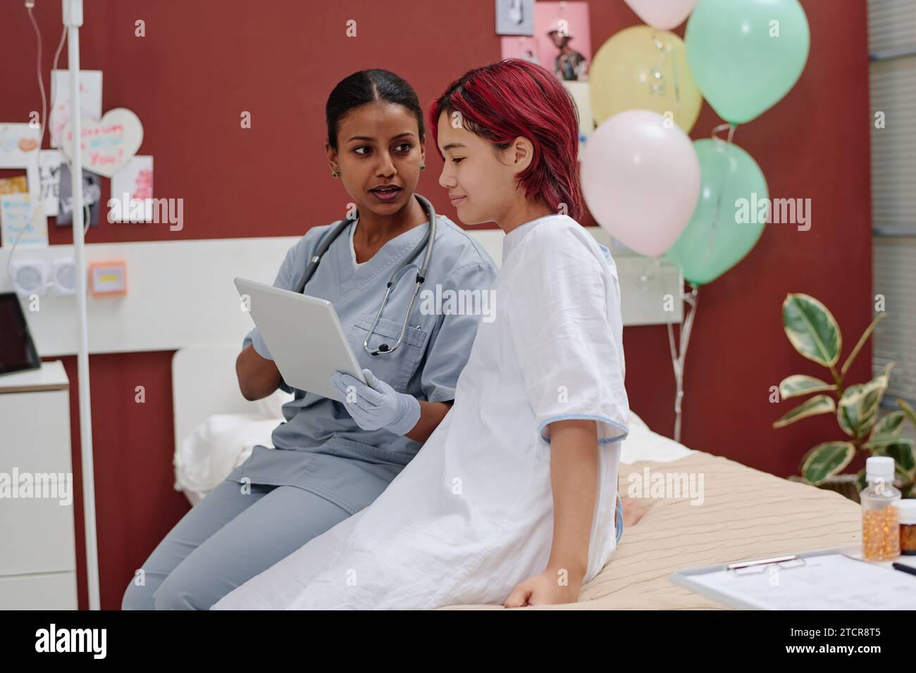 Gen z doctor hi-res stock photography and images - Alamy
