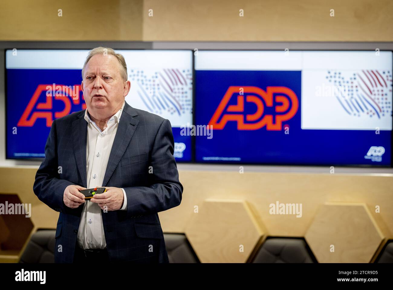 CAPELLE AAN DEN IJSSEL - Dik van Leeuwerden (Portfolio Product Owner ...