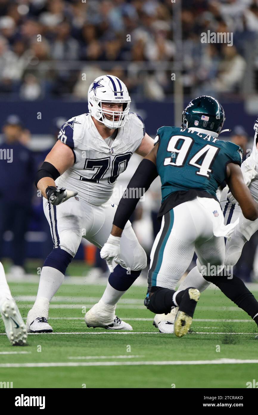 Dallas Cowboys offensive lineman Zack Martin (20) looks to block during ...