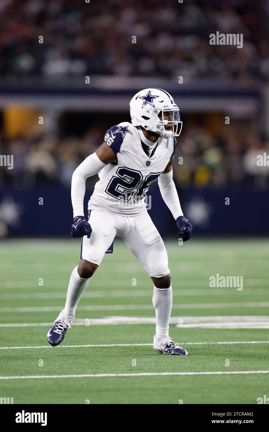 Dallas Cowboys defensive back DaRon Bland (26) looks to defend during ...
