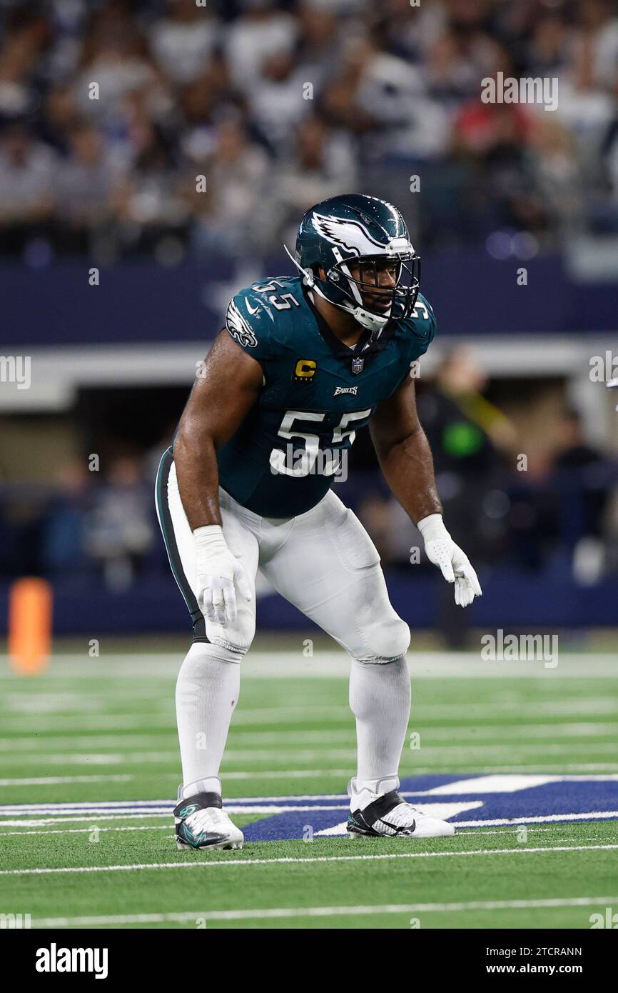 Philadelphia Eagles linebacker Brandon Graham (55) looks to defend ...