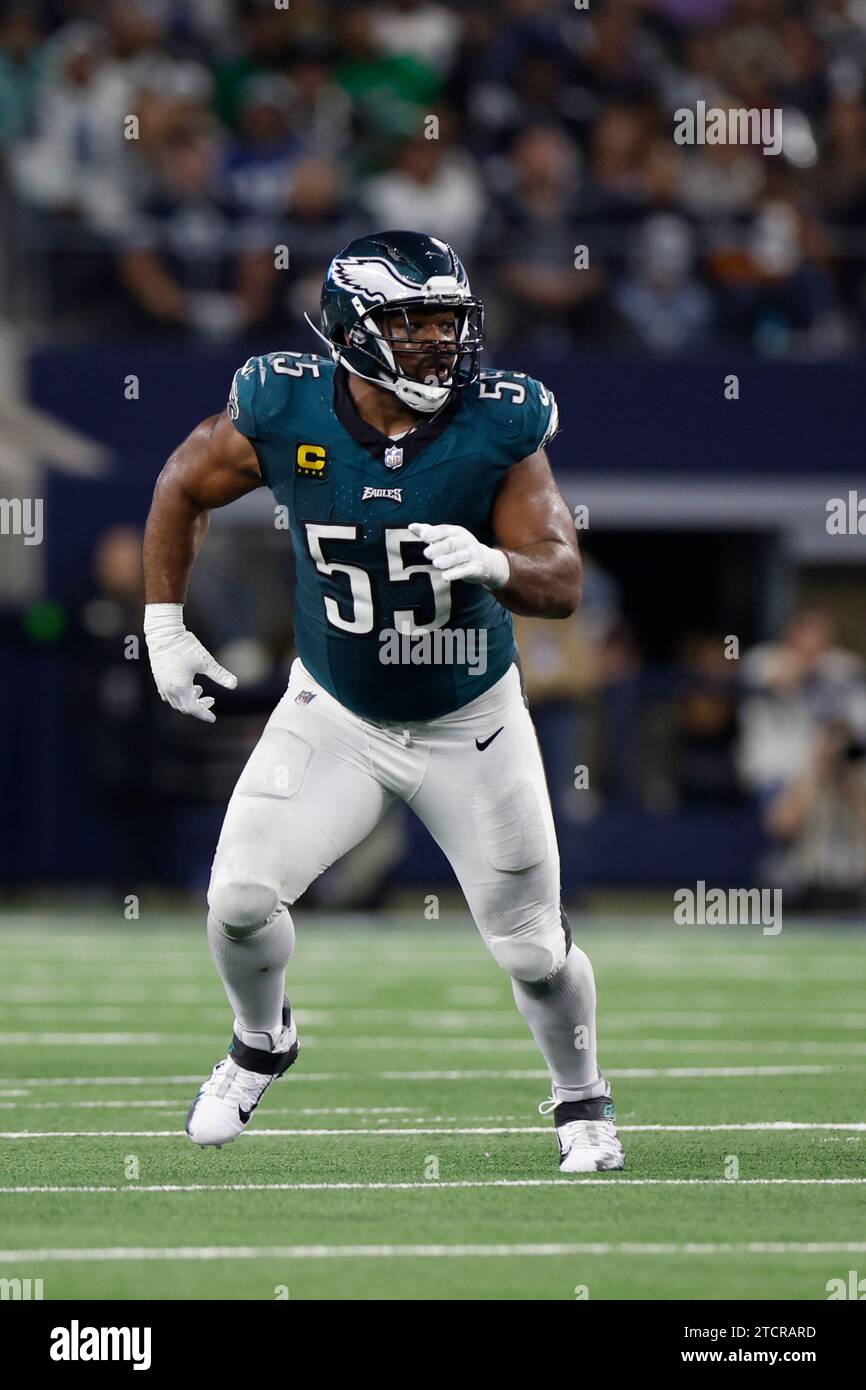 Philadelphia Eagles linebacker Brandon Graham (55) looks to defend ...
