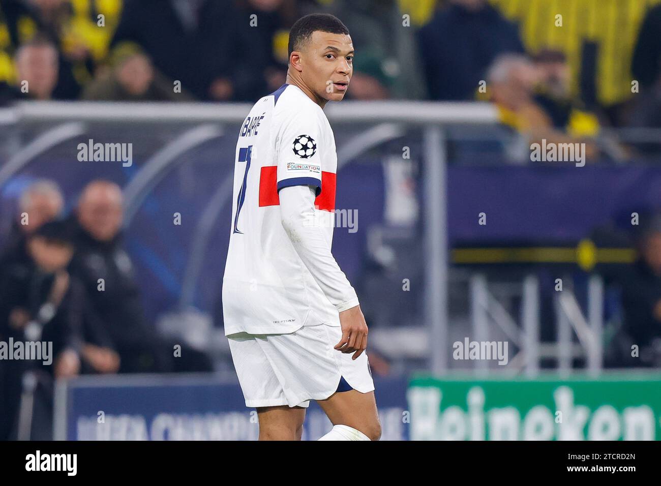 DORTMUND, GERMANY - DECEMBER 13: Kylian Mbappe (Paris Saint-Germain ...