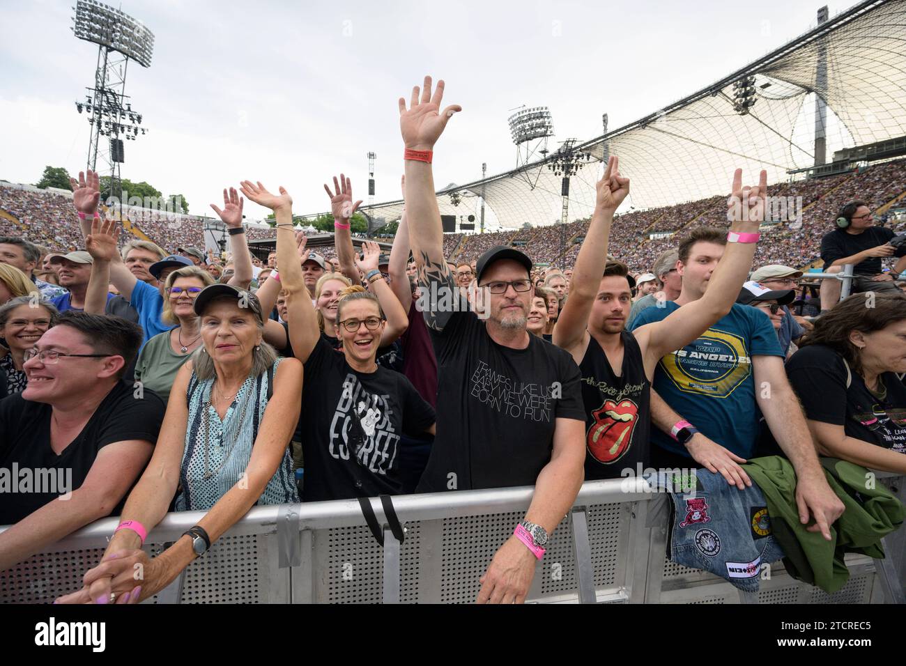 Publikum bei Bruce Springsteen & The E Street Band Tour 2023 live im ...