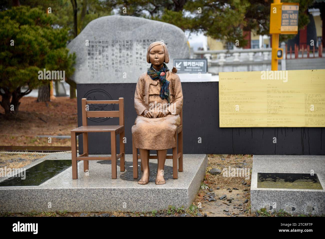 Comfort Women statues commemorate female POWs during World War II at ...