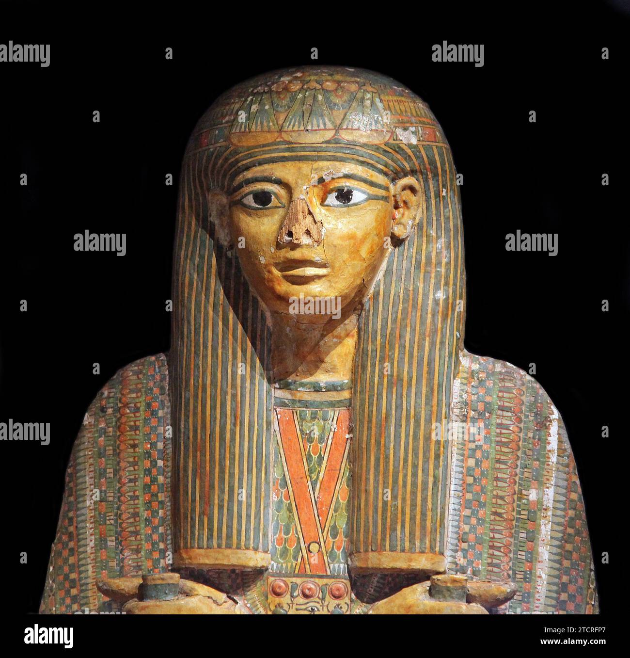 Egypt wooden statues hi-res stock photography and images - Alamy
