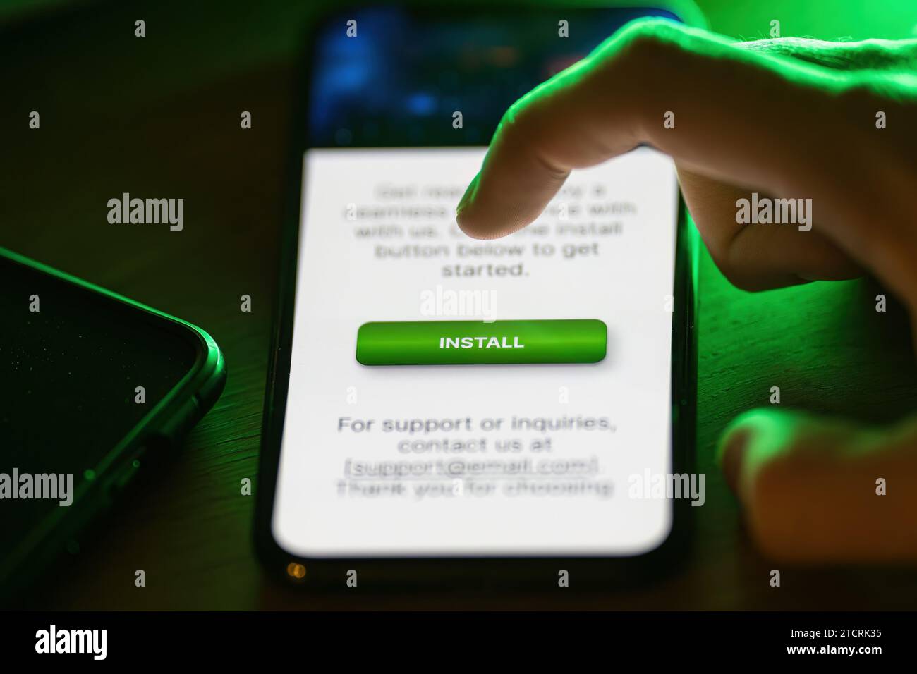 Software update mouse press hi-res stock photography and images - Alamy