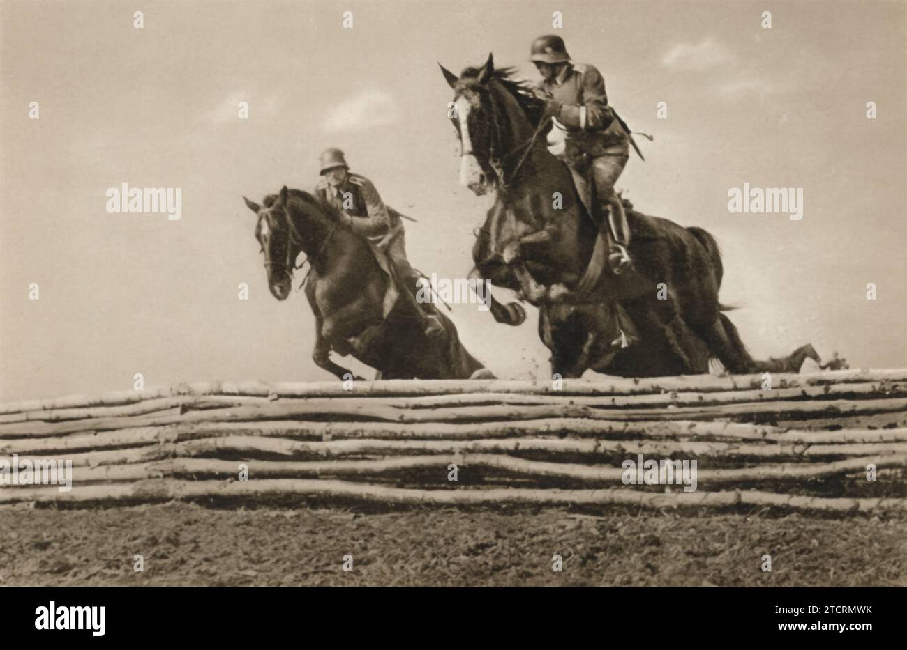 Cavalry relevance hi-res stock photography and images - Alamy