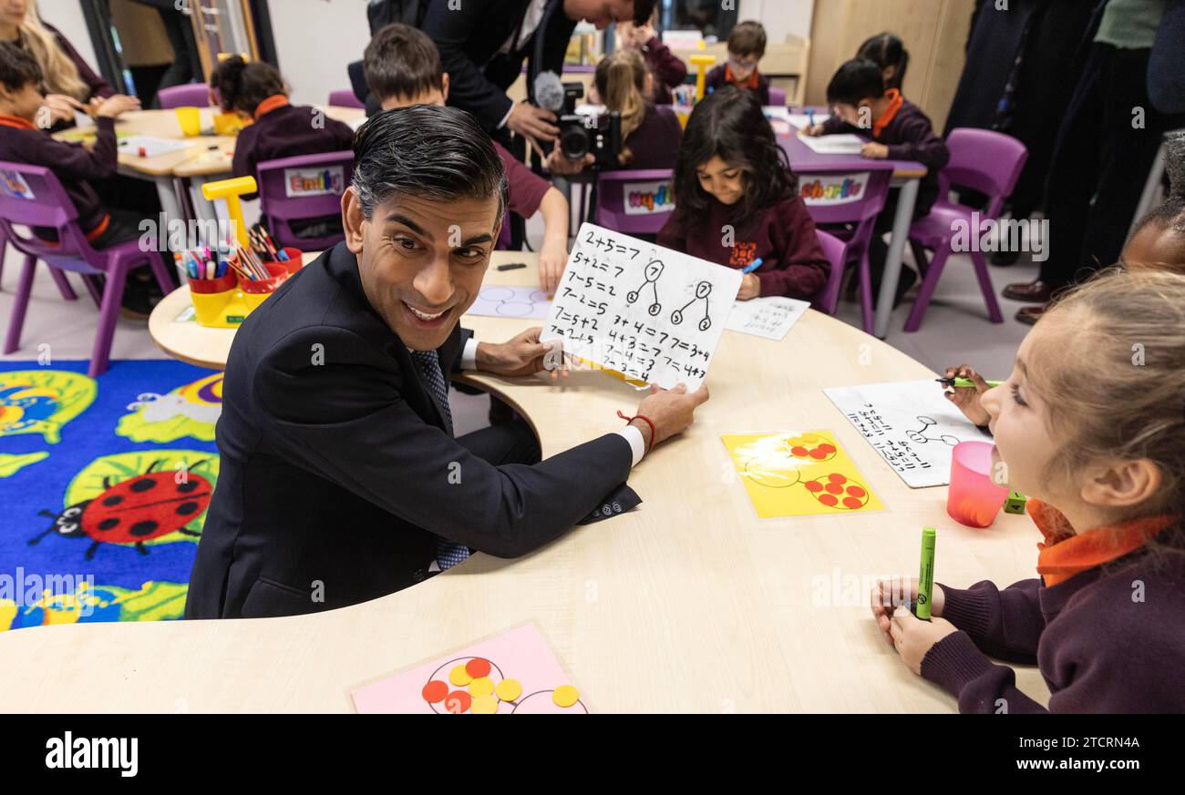 Prime Minister Rishi Sunak speaks to pupils in a year one maths class ...