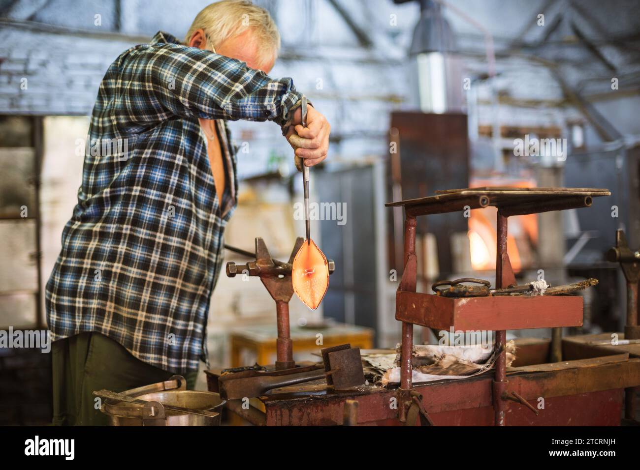 Atelier glass hi-res stock photography and images - Alamy