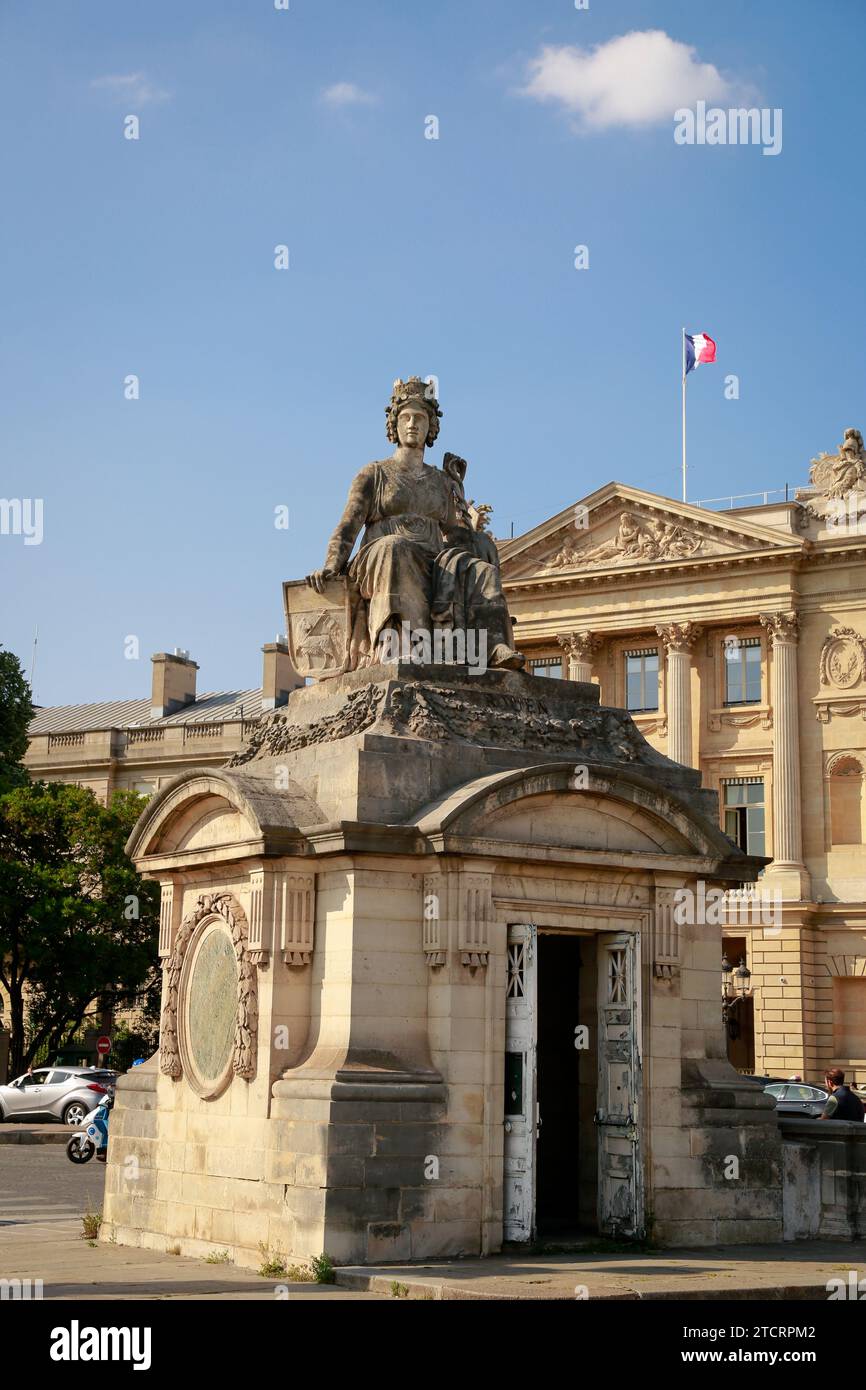 Place de la Concorde, one of the most famous square in Paris, France ...