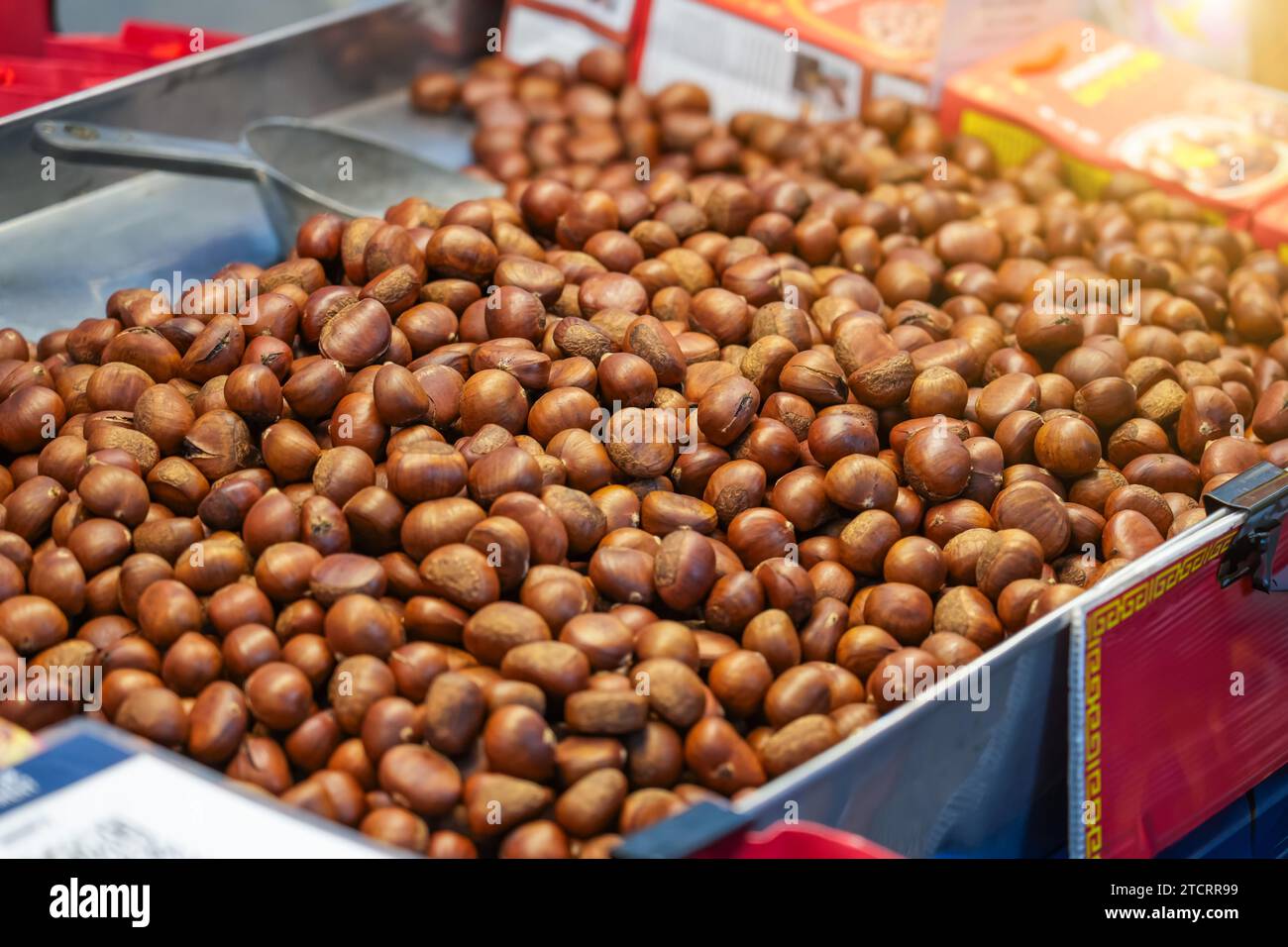 Hot chestnut stall hi-res stock photography and images - Alamy