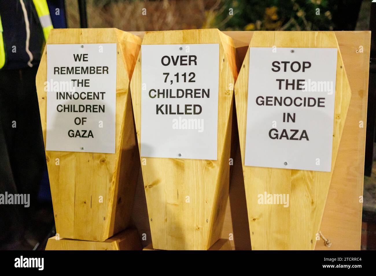 Palestine demonstration nuneaton hi-res stock photography and images ...