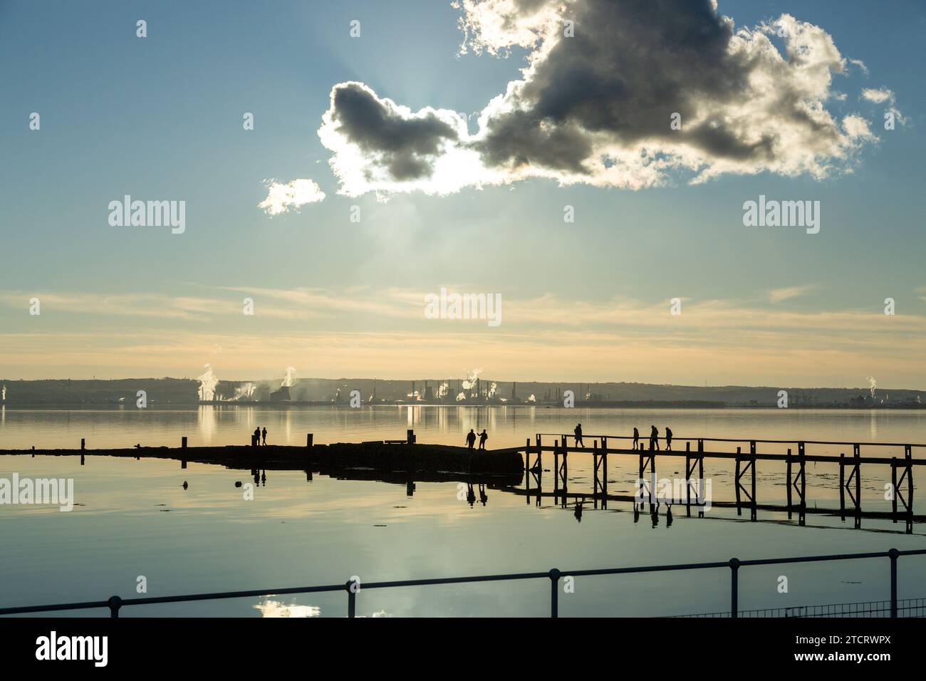 Culross pier hi-res stock photography and images - Alamy