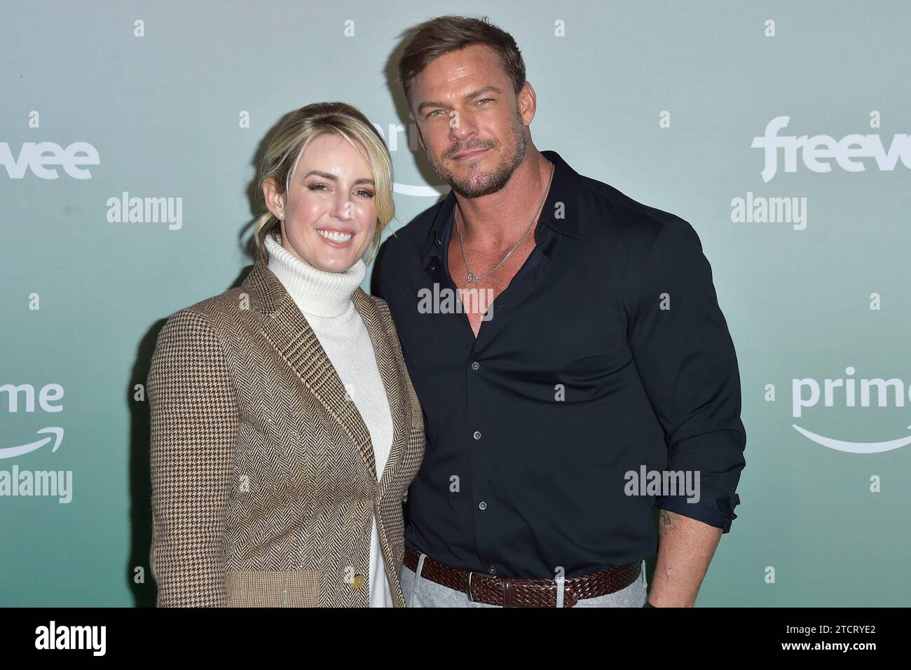 Alan Ritchson mit Ehefrau Catherine Ritchson bei der Amazon Freevee und ...