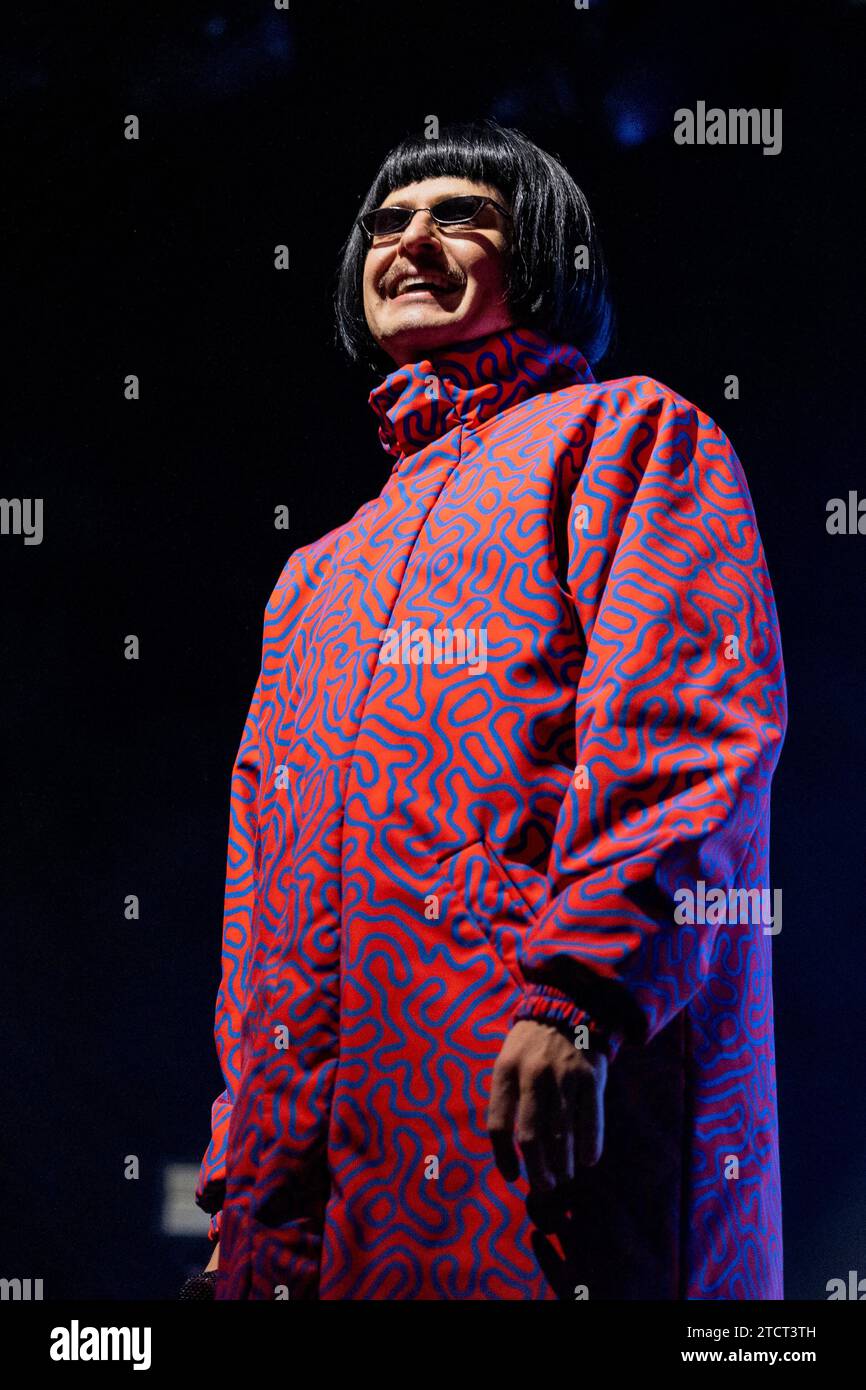 Oliver tree band member hi-res stock photography and images - Alamy