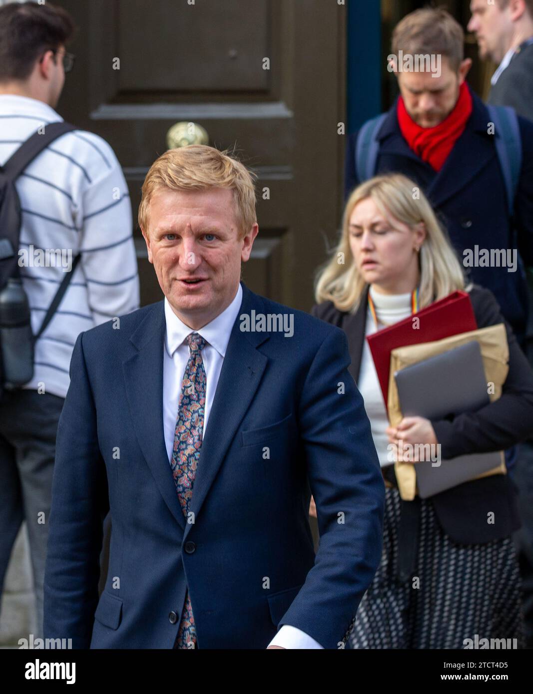 London,uk, 14th Dec 2023 Deputy Prime Minister Oliver Dowden is seen ...