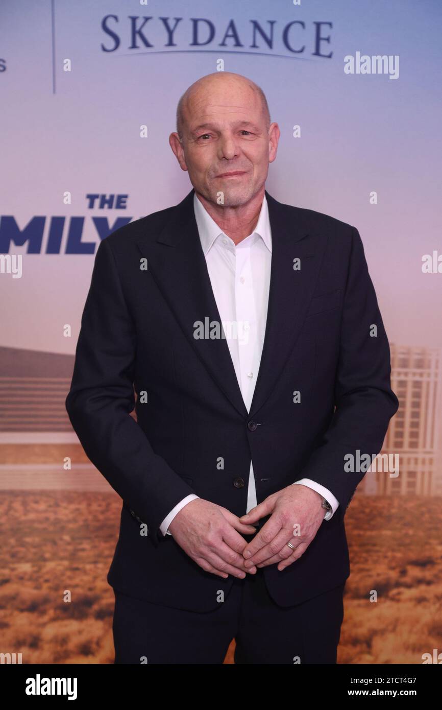 Las Vegas, United States. 13th Dec, 2023. Director Simon Cellan Jones ...