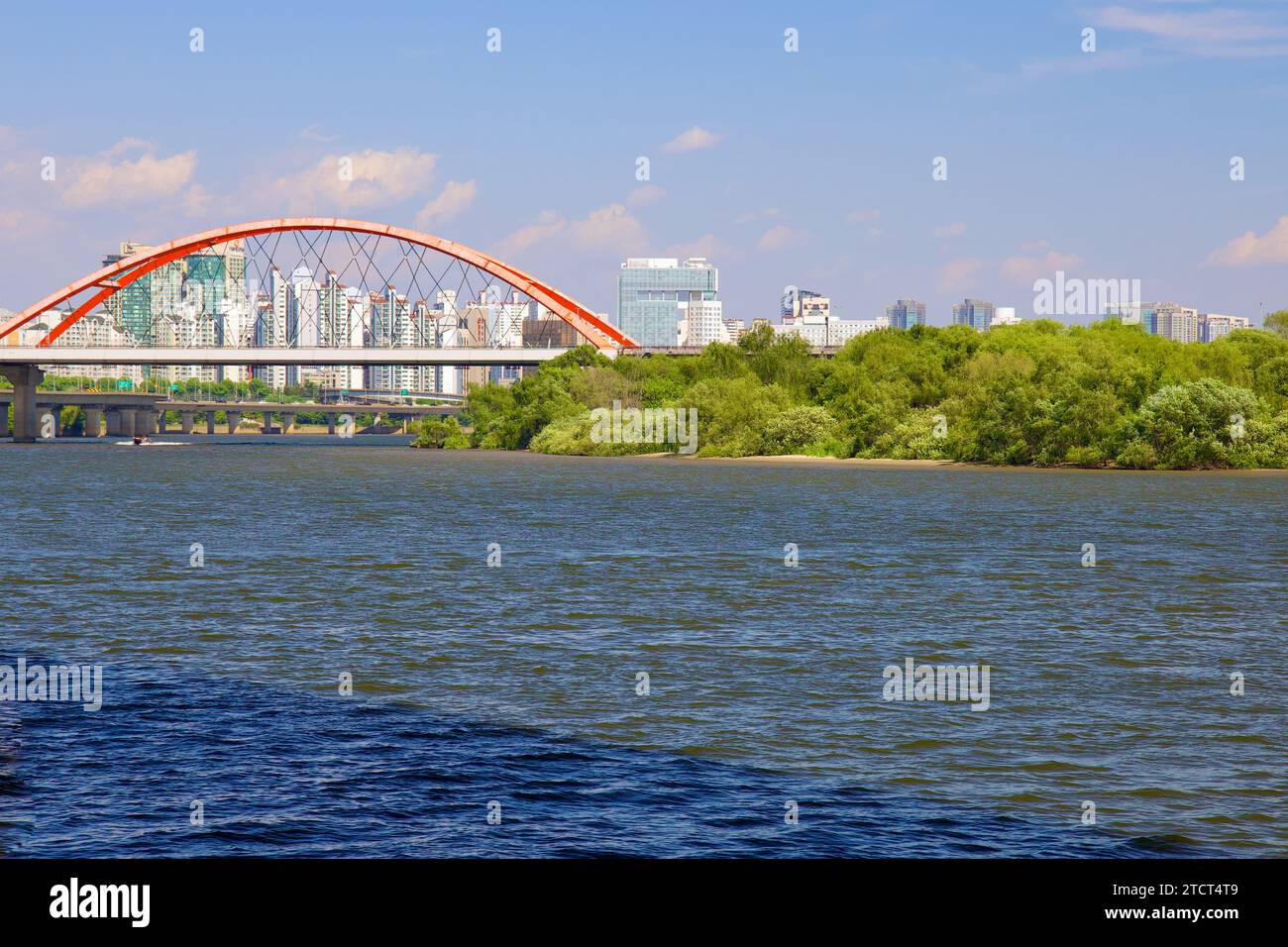 Seoul, South Korea - June 3, 2023: The red arches of Seogang Bridge ...