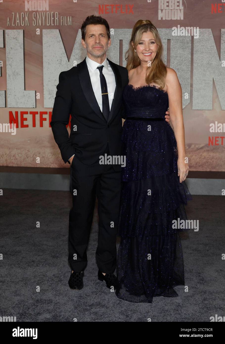 HOLLYWOOD, CA - DECEMBER 13: Zack Snyder, Deborah Snyder at the LA ...