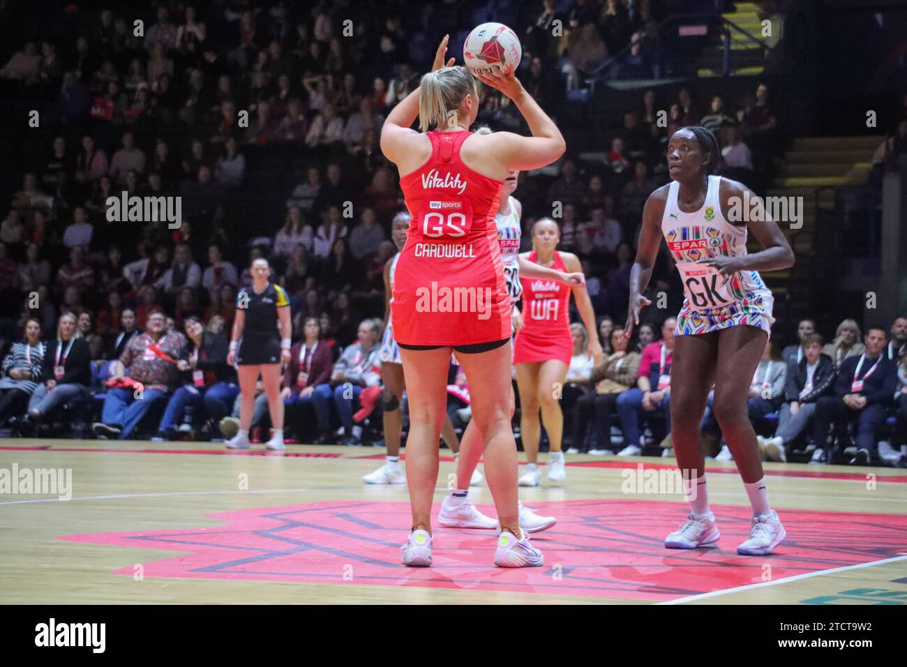 Netball shoot hi-res stock photography and images - Alamy