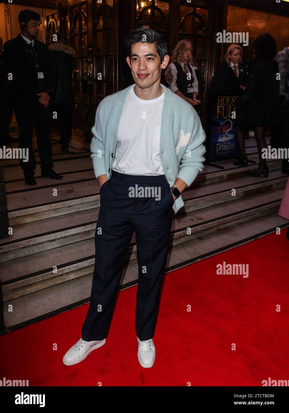 Peter chung hi-res stock photography and images - Alamy