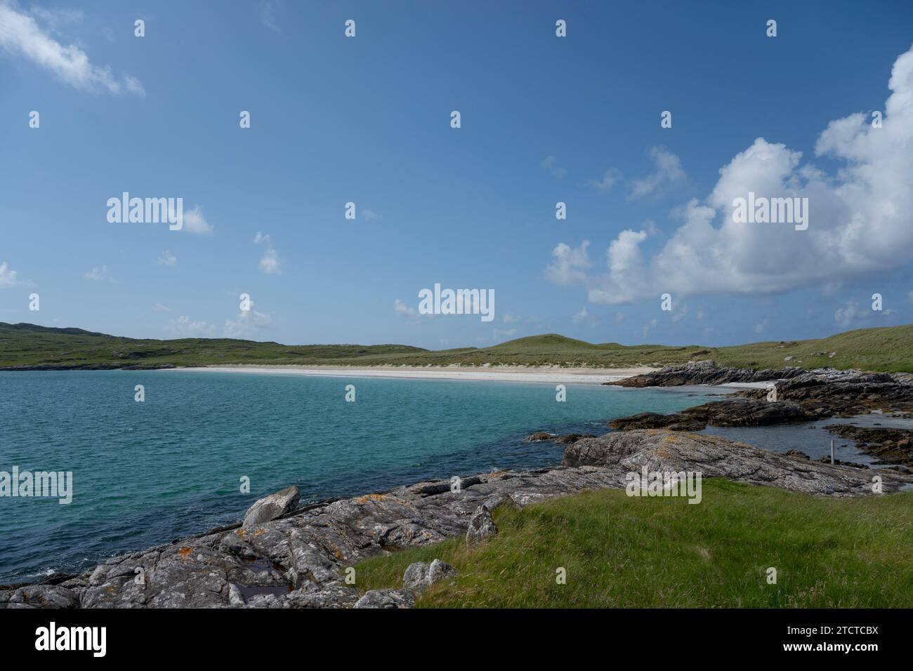 Taransay Island in the Outer Hebrides is the largest uninhabited island ...