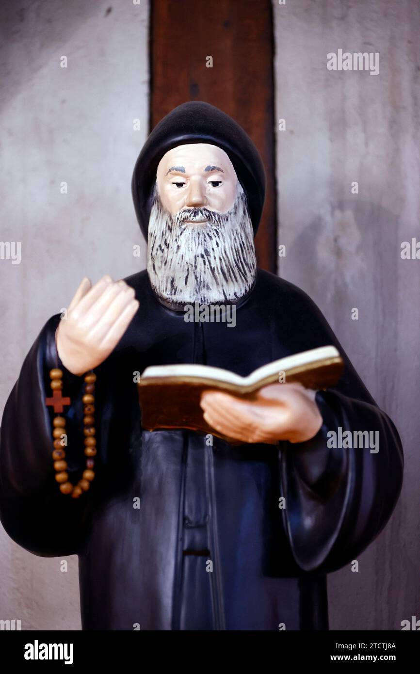 Saint charbel makhlouf hi-res stock photography and images - Alamy