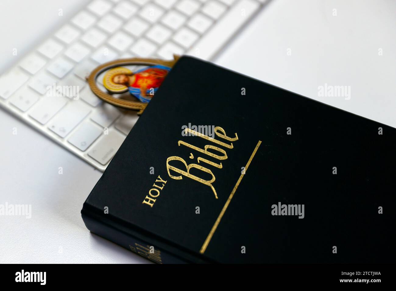 Digital holy bible hi-res stock photography and images - Alamy