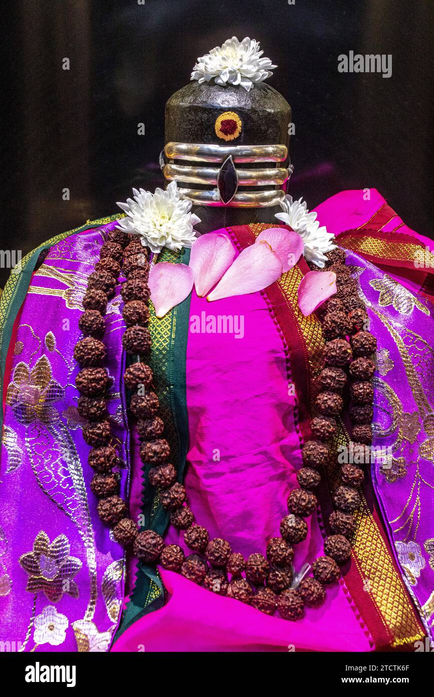 Murthi (God statue) in Sri Ayyappan hindu temple, Paris. Lingam Stock ...