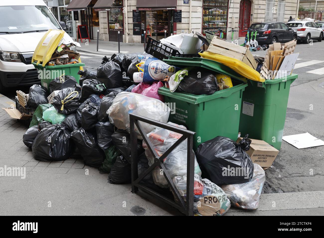 Garbage piling up during a trash collectors‰Ûª strike in Paris, France ...