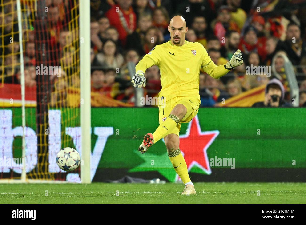 goalkeeper Marko Dmitrovic (1) of Sevilla pictured during the Uefa ...