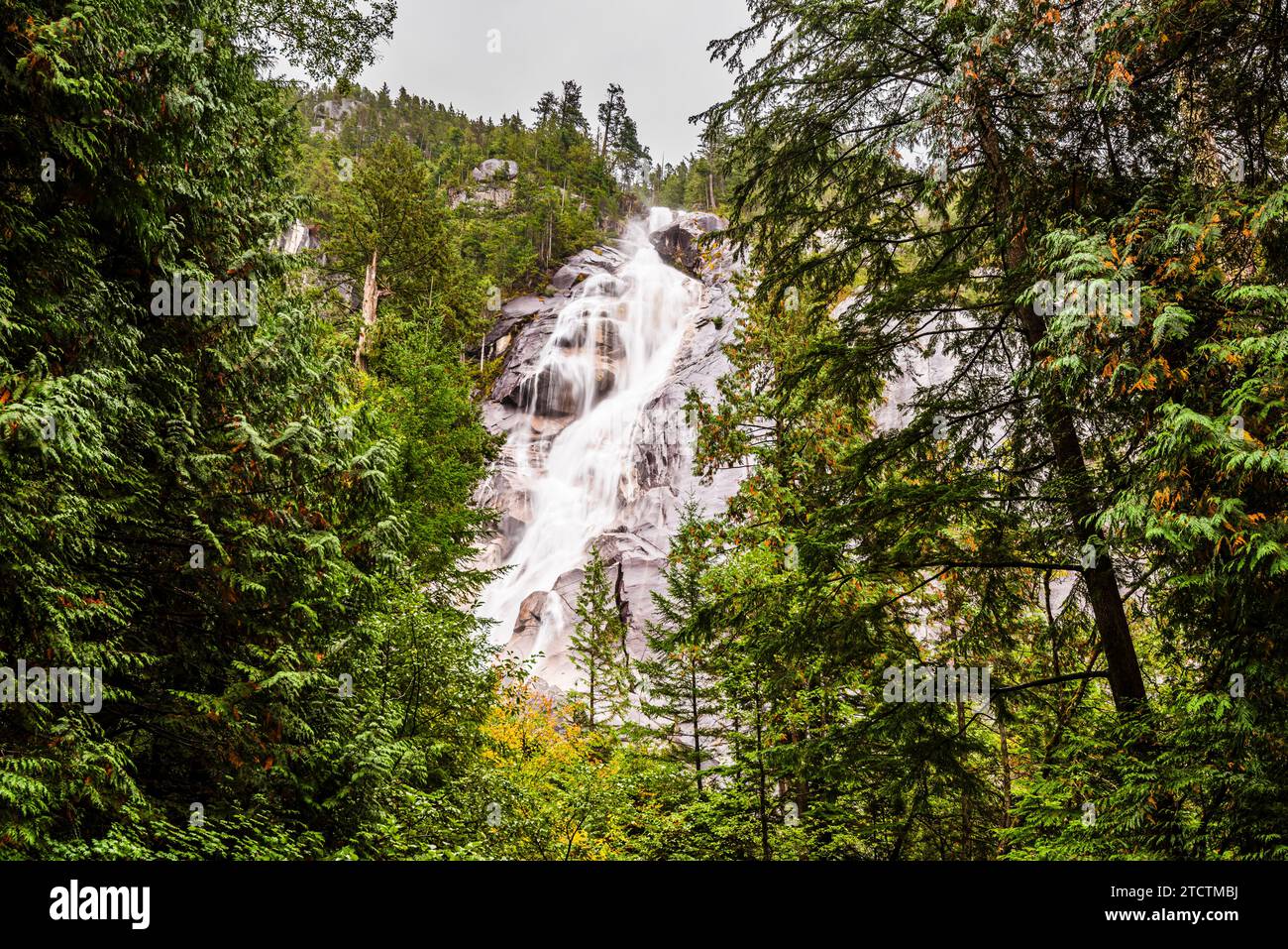 Shannon falls vancouver waterfall hi-res stock photography and images ...