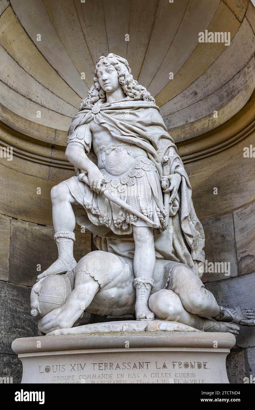 Chantilly castle, Conde museum, Chantilly, Oise, France Statue ...