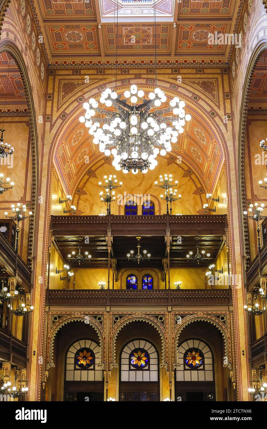 Budapest centrale hi-res stock photography and images - Alamy