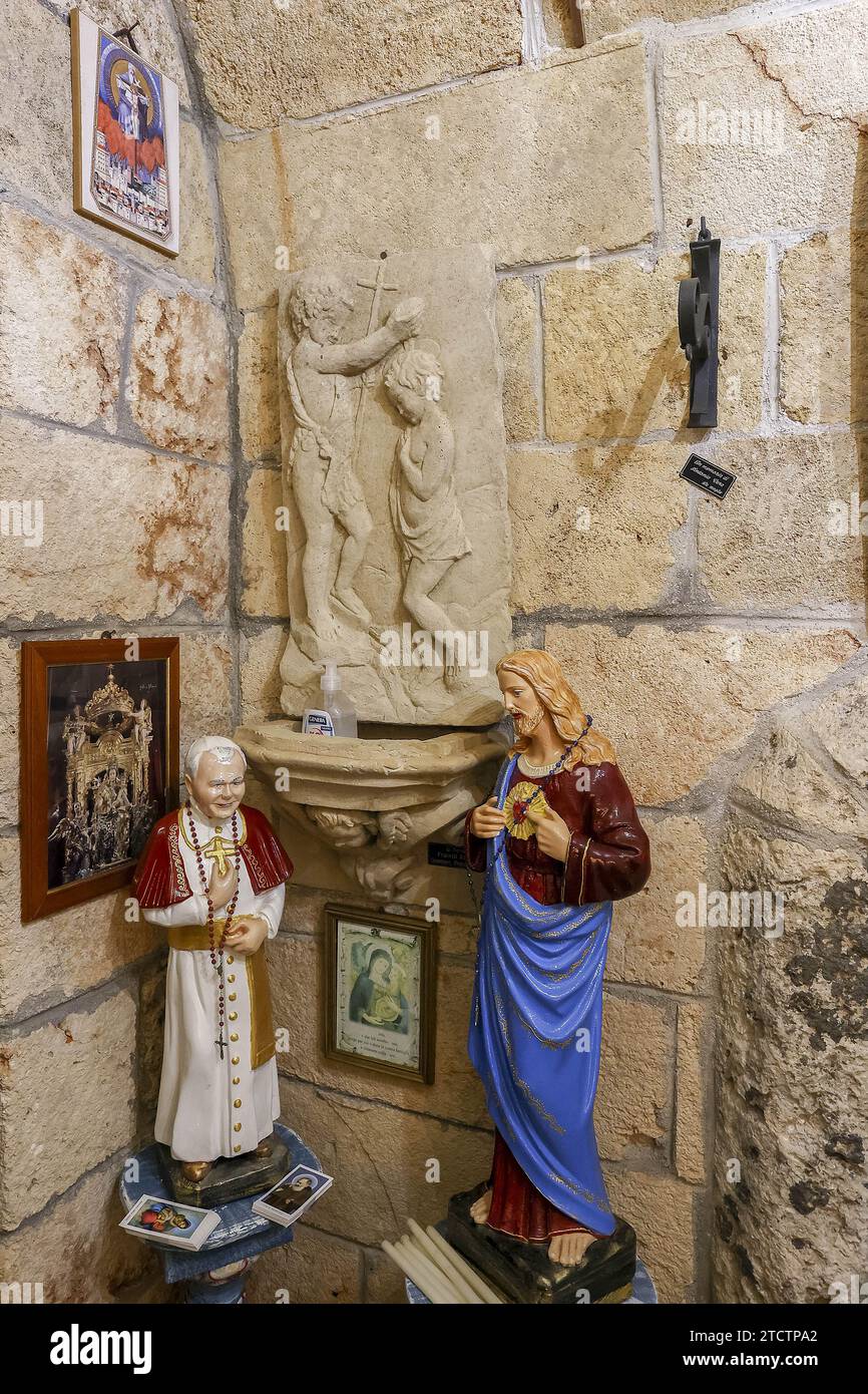 Catholic chapel in Tiggiano, Puglia, Italy Stock Photo - Alamy