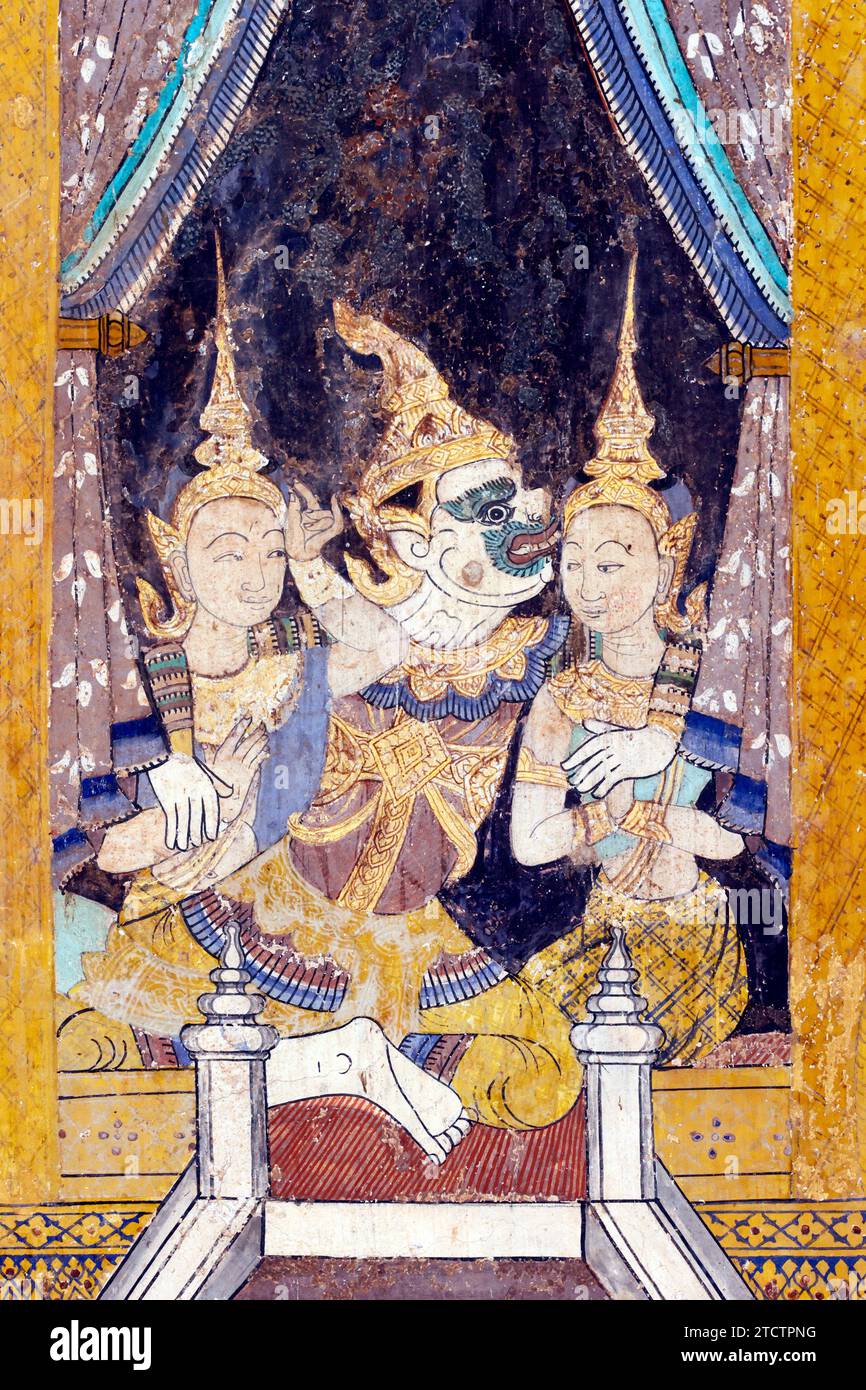 Royal palace complex. Murals of scenes from the Khmer (Reamker) version ...