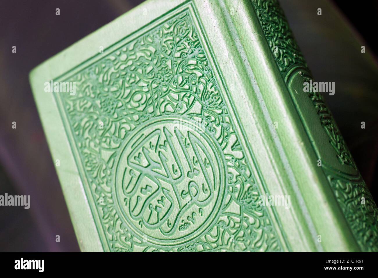 Muslims holy book hi-res stock photography and images - Alamy
