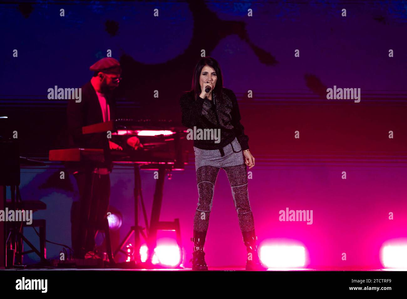 Italian singer music concert hi-res stock photography and images - Alamy