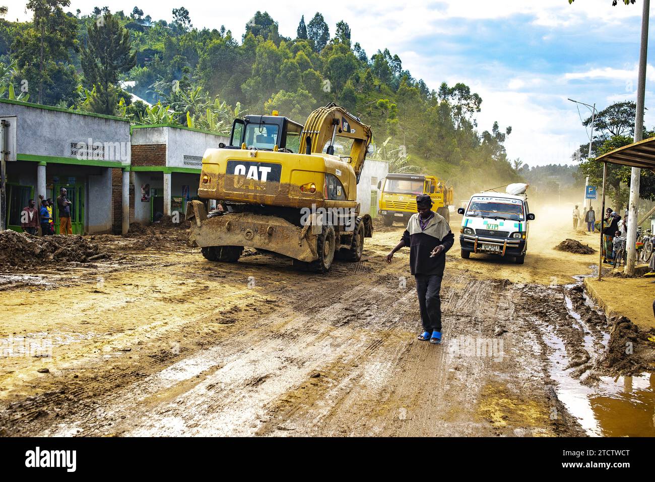Road fixing in western province, Rwanda Stock Photo - Alamy