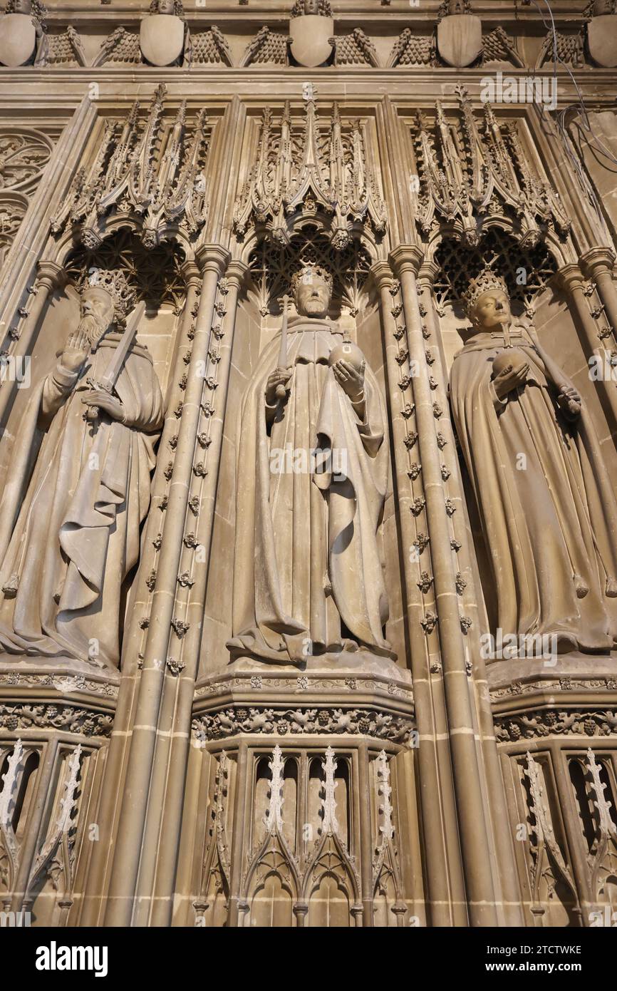 Statues in Canterbury cathedral, Kent, U.K Stock Photo - Alamy