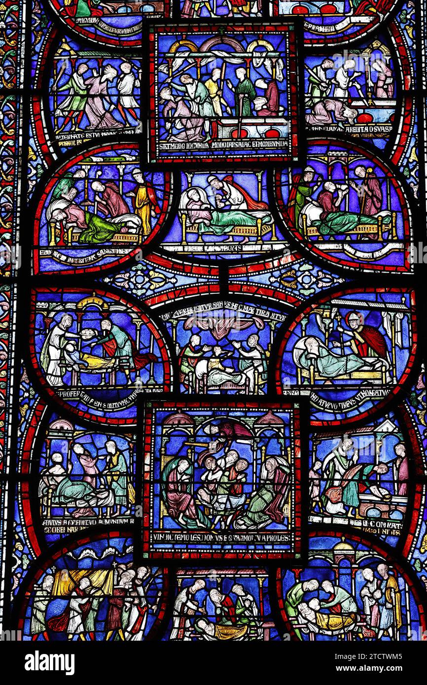 Thomas becket stained glass window hi-res stock photography and images ...