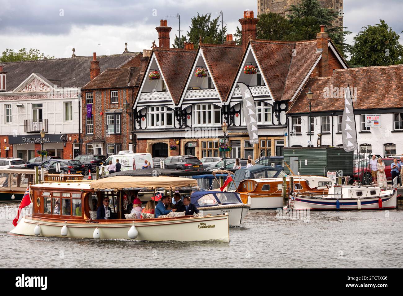 Miss goodnight hi-res stock photography and images - Alamy