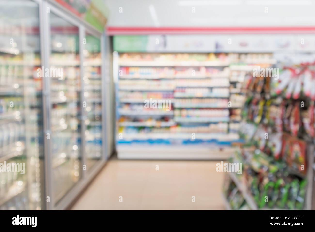 Convenience store interior snack hi-res stock photography and images ...