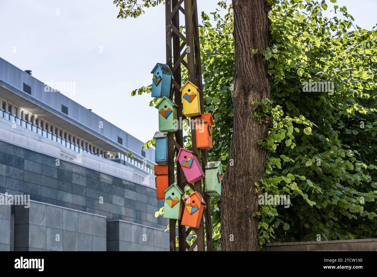 Feathered abodes hi-res stock photography and images - Alamy