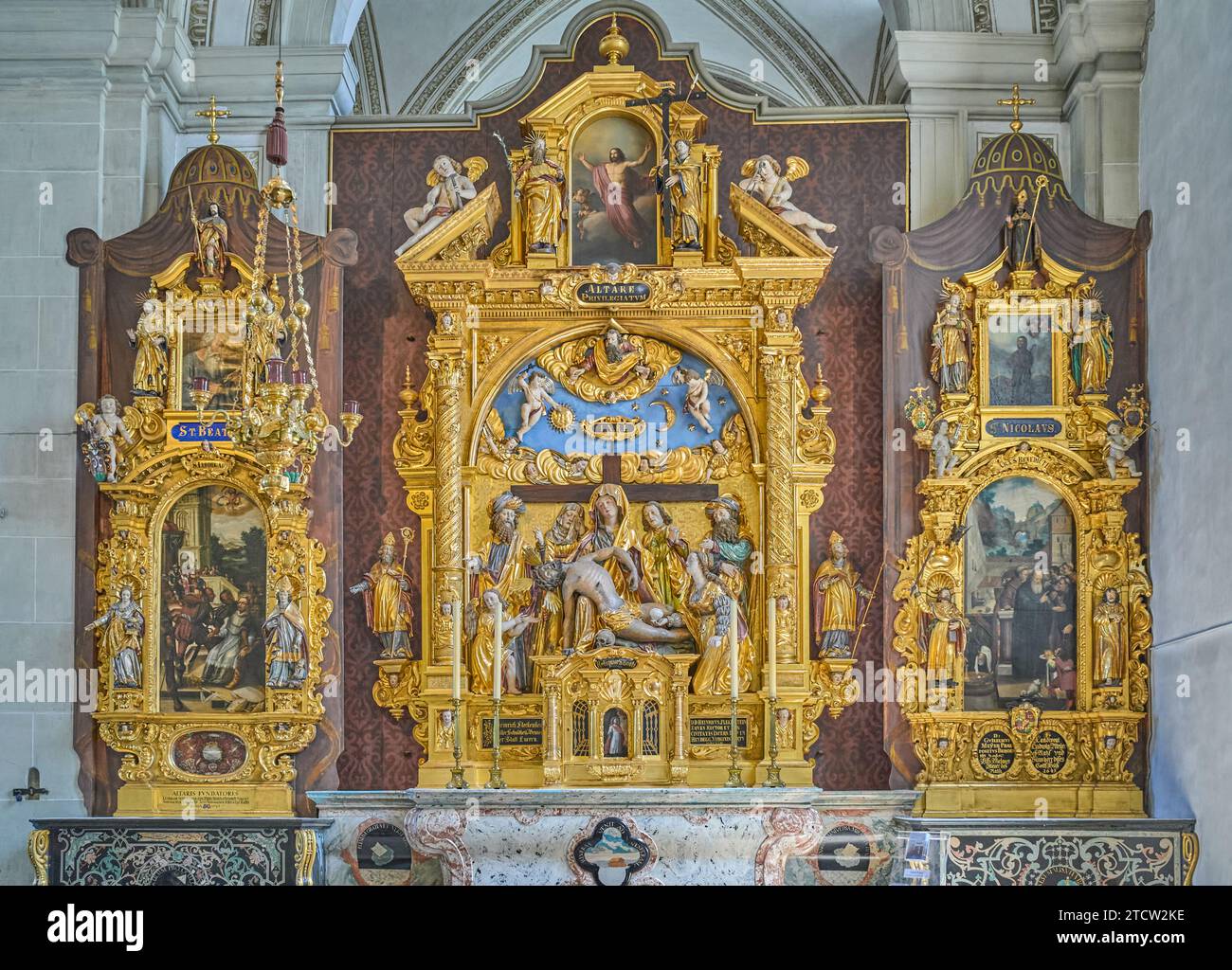 Lucerne, Switzerland - July 13, 2022: A golden altarpiece of the St. Leodegar church Stock Photo ...