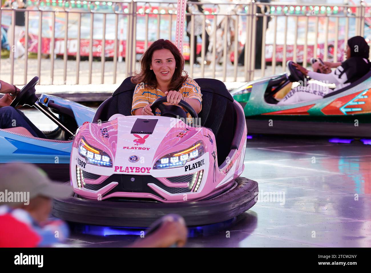 Woman fun fair bumper hi-res stock photography and images - Alamy
